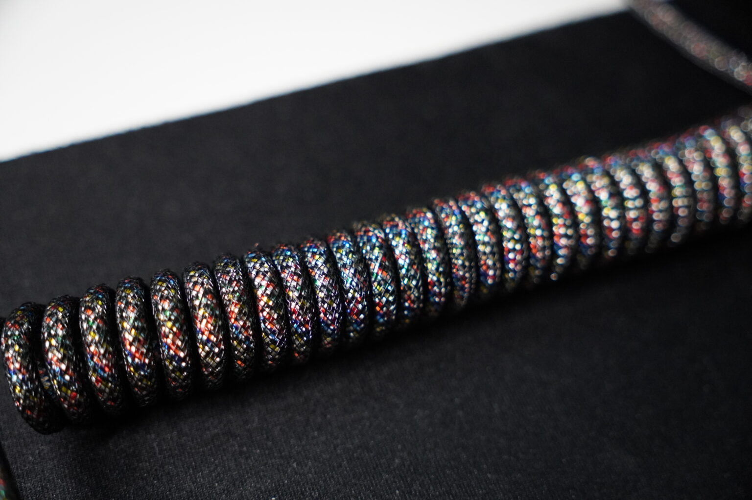 【レビュー】EPOMAKER Wisteriaスイッチ＆Black Galaxy Cable使ってみた！コイルケーブルは使った方がいいゾ！！ | Neet Blog