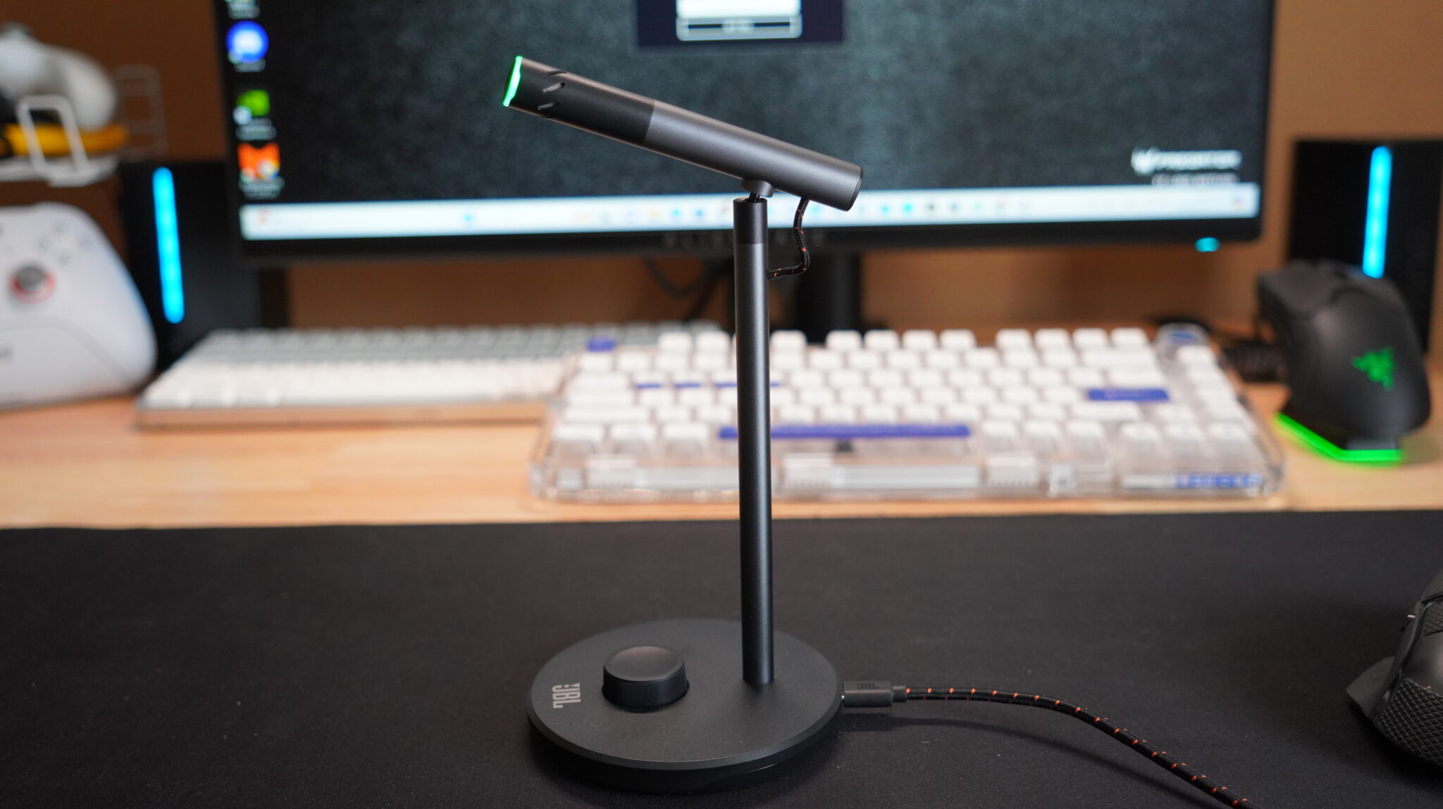 【マイク】JBL Quantum Stream Talkをレビュー！省スペースでスタイリッシュなデザインが最高！ | Neet Blog